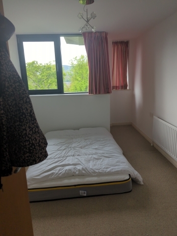 1 bedroom in a 2 bed house in Redwood Court, Dunmurry (BT17) - House ...