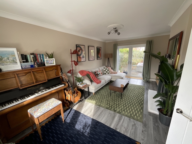 2 bedrooms in a 3 bed house in Carnaby Road, Newcastle upon Tyne (NE6 ...