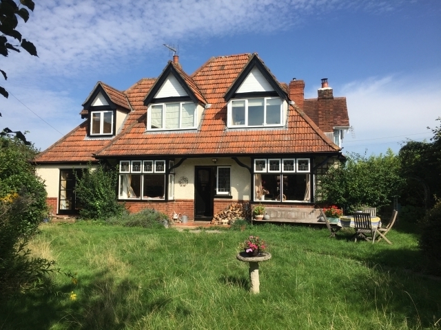 1 bedroom in a 4 bed house in Stafford Road, Southampton (SO15) - House ...